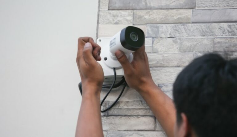 Comment installer une caméra de surveillance
